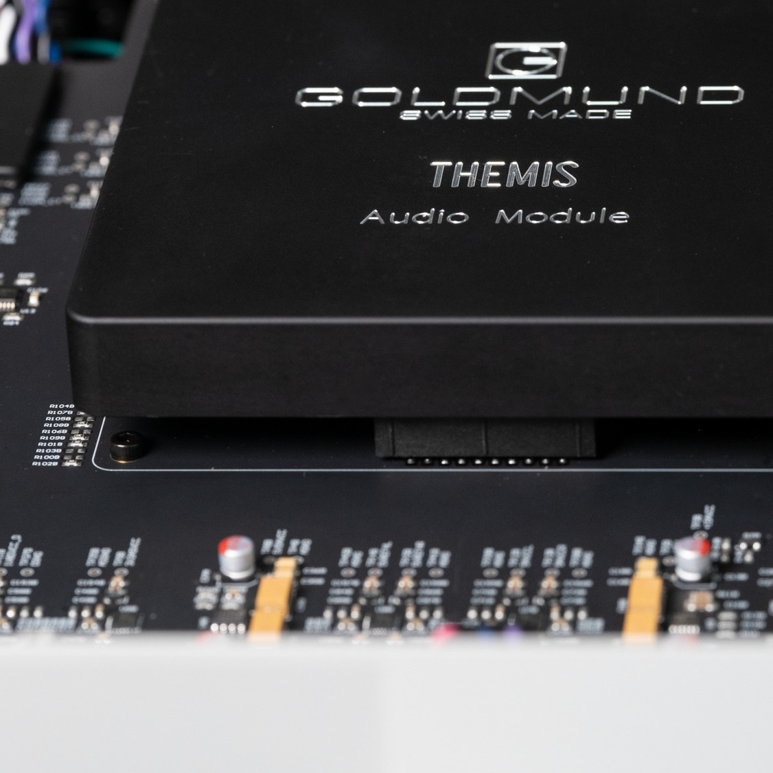 GOLDMUND Mimesis Excellence Digital/Analogue Preamplifier | avcat Audio Visulal Breaking News