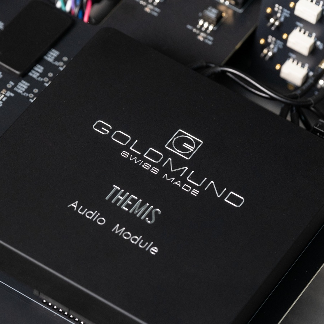 GOLDMUND Mimesis Excellence Digital/Analogue Preamplifier | avcat Audio Visulal Breaking News