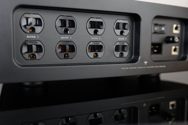 Transparent REFERENCE PowerIsolator (RPI) | avcat Audio Visulal Breaking News